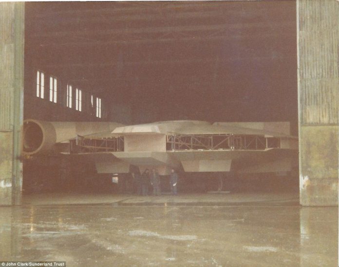 Revelan fotos del Halcón Milenario nunca antes vistas | Isopixel