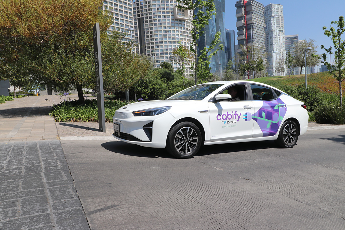 Cabify electrifica su aplicación en alianza con eZERO ¡Es la primera y ...