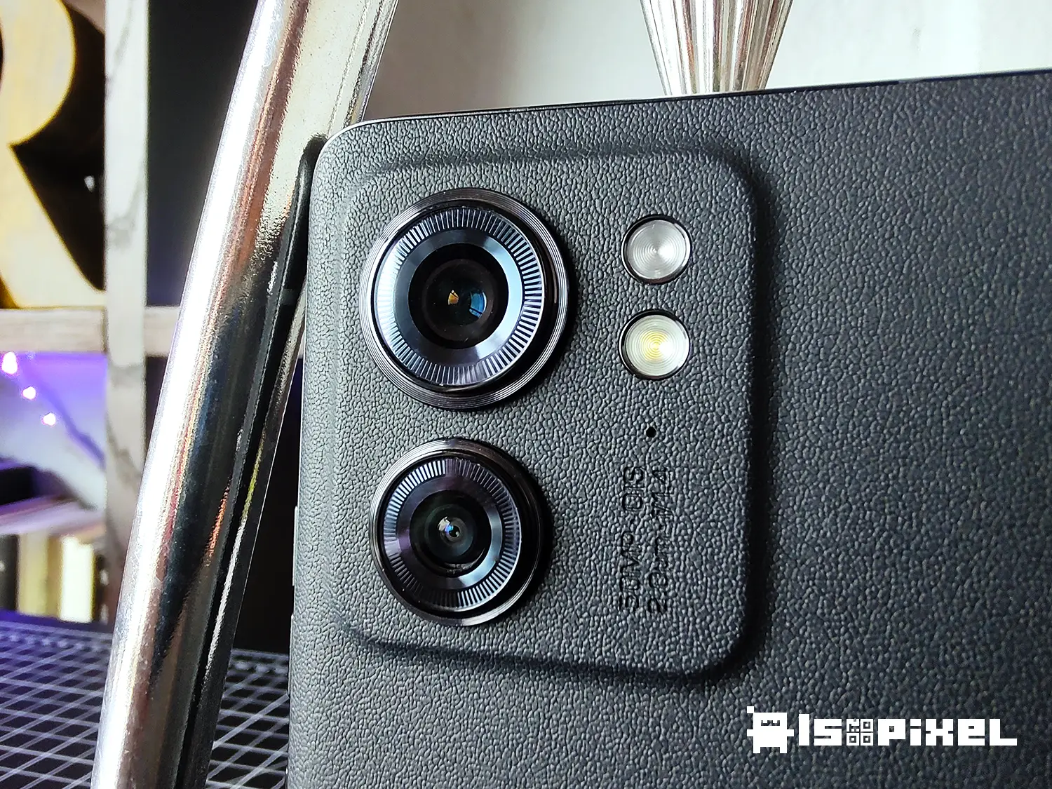 Motorola-edge-40-Camara | Isopixel