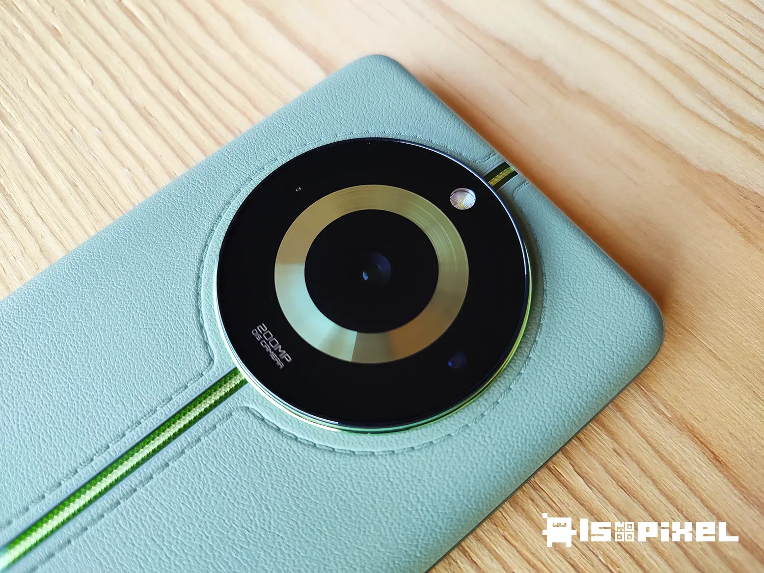 Realme-11-Pro-Back | Isopixel