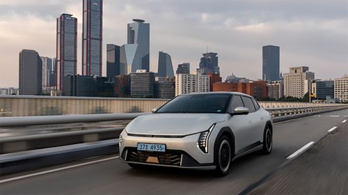 Kia EV4 redefine la experiencia del sedán eléctrico con innovación líder en su clase, un ...